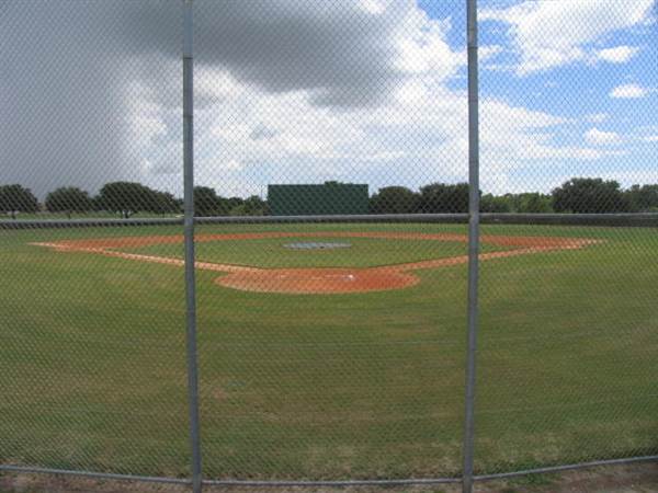 Locations Hub - Walter Fuller Park & Baseball Field