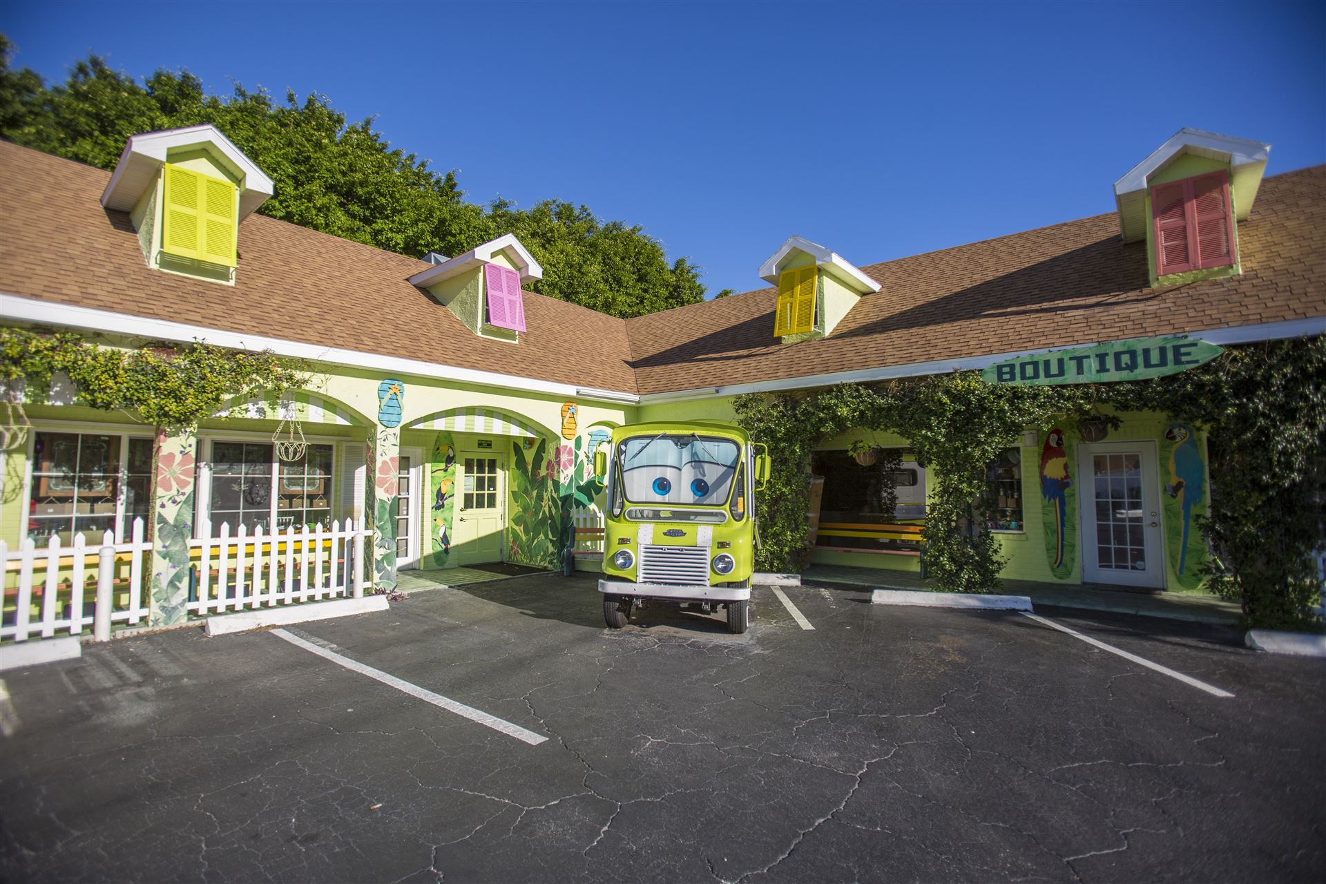 Locations Hub - Sweet Sage Cafe